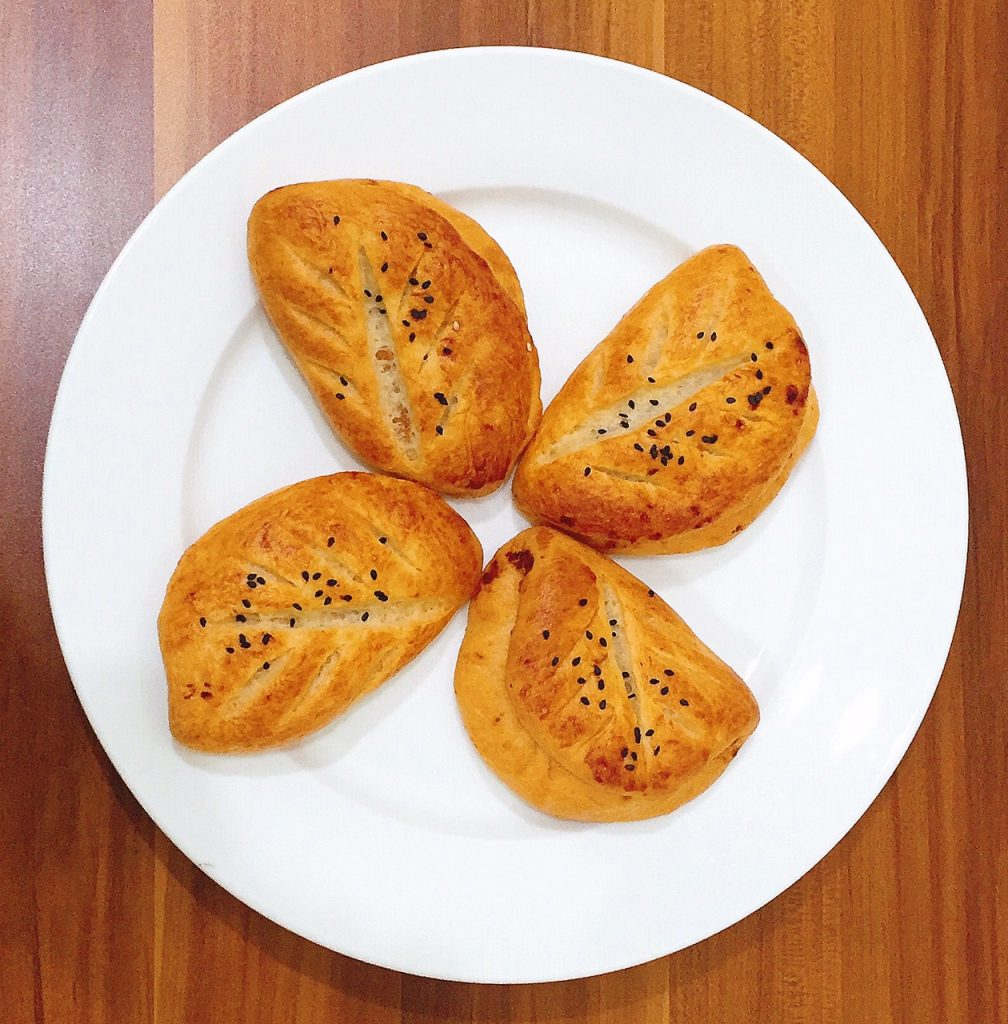 Resep Roti Turki isi Daging Roti Pogaca Lembut dan Sederhana