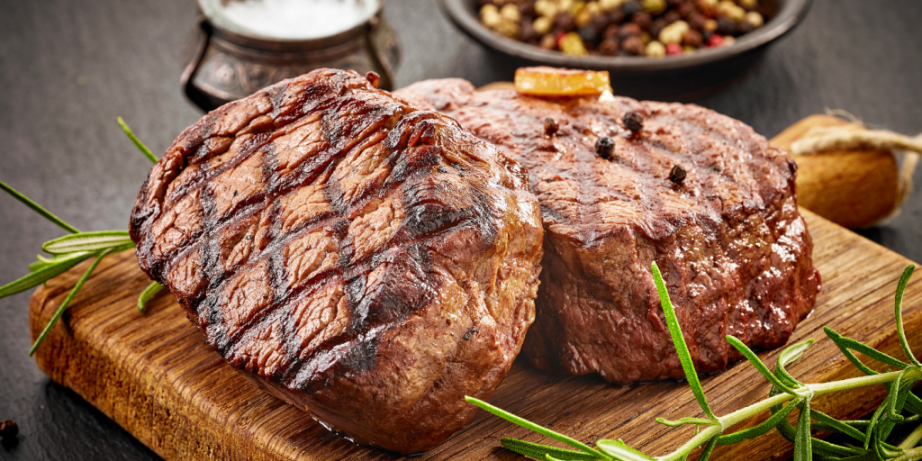 Tips Masak Steak yang Juicy & Empuk Ala Restoran Mewah