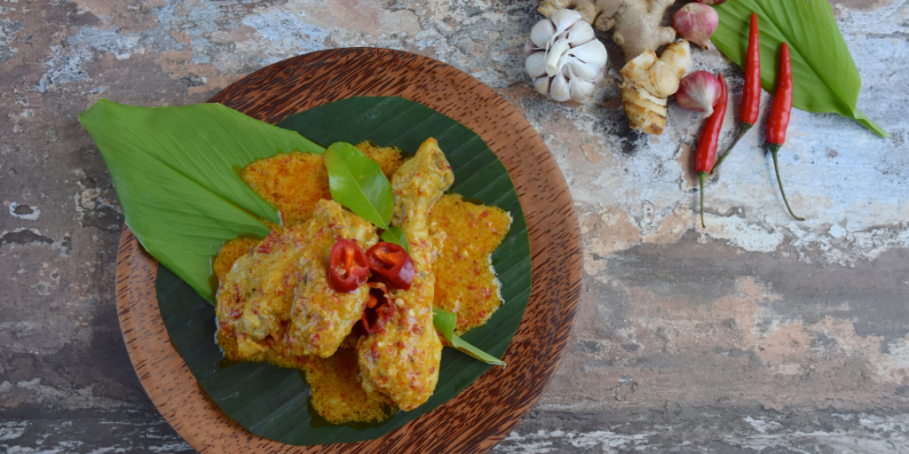 Resep Ayam Bumbu Rujak Khas Jawa Timur yang Lezat